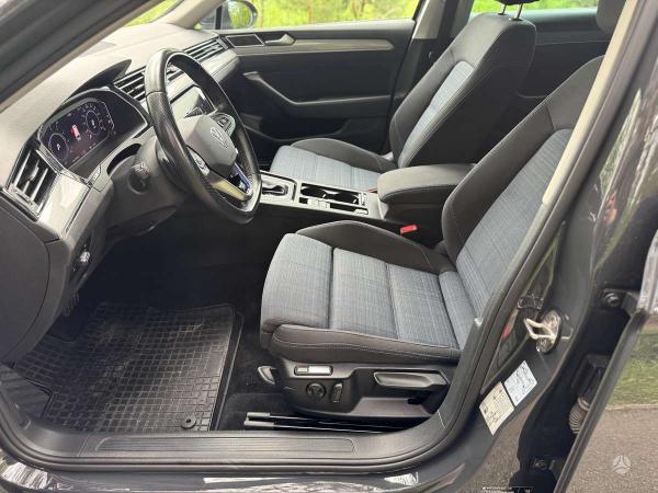 Pelēks Volkswagen Passat 2021 Viļņa, ar dzinēja tilpumu 1.40 L un nobraukumu 199 tūkst. km par 14950 €, foto 8 vietnē AUTOMOTO.COM.LV
