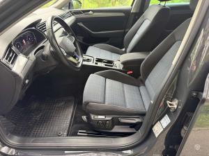 Grey Volkswagen Passat 2021 in Vilnius, with an engine capacity of 1.40 L and mileage of 199 thousand km for 14950 €, photo 9 on AUTOMOTO.COM.LV