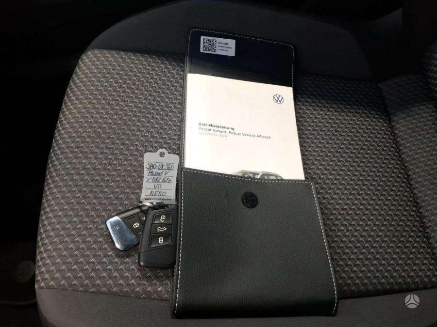 Grey Volkswagen Passat 2021 in Vilnius, with an engine capacity of 1.97 L and mileage of 144 thousand km for 15800 €, photo 9 on AUTOMOTO.COM.LV