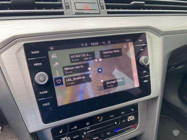 Pelēks Volkswagen Passat 2021 Viļņa, ar dzinēja tilpumu 1.97 L un nobraukumu 141 tūkst. km par 14900 €, foto 7 vietnē AUTOMOTO.COM.LV