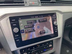 Grey Volkswagen Passat 2021 in Vilnius, with an engine capacity of 1.97 L and mileage of 141 thousand km for 14900 €, photo 7 on AUTOMOTO.COM.LV