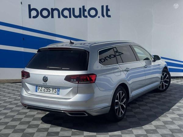 Pelēks Volkswagen Passat 2021 Kauņa, ar dzinēja tilpumu 1.40 L un nobraukumu 184 tūkst. km par 14750 €, foto 5 vietnē AUTOMOTO.COM.LV