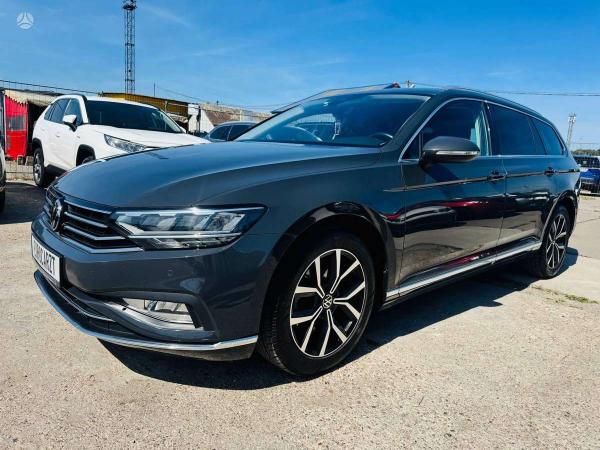 Pelēks Volkswagen Passat 2021 Kauņa, ar dzinēja tilpumu 1.97 L un nobraukumu 250 tūkst. km par 14000 €, foto 1 vietnē AUTOMOTO.COM.LV