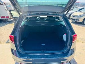 Grey Volkswagen Passat 2021 in Kaunas, with an engine capacity of 1.97 L and mileage of 250 thousand km for 14000 €, photo 23 on AUTOMOTO.COM.LV