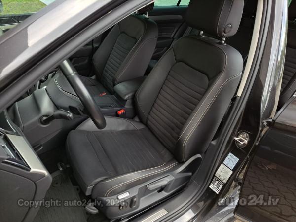 Pelēks Volkswagen Passat 2021 Tallina, ar dzinēja tilpumu 2.00 L un nobraukumu 193 tūkst. km par 19990 €, foto 9 vietnē AUTOMOTO.COM.LV