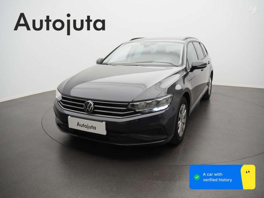 Grey Volkswagen Passat 2021 in Vilnius, with an engine capacity of 1.97 L and mileage of 144 thousand km for 15800 €, photo 1 on AUTOMOTO.COM.LV