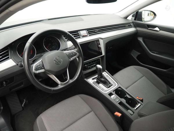 Volkswagen Passat 2021 in Vilnius on AUTOMOTO.COM.LV Grey Volkswagen Passat 2021 in Vilnius, with an engine capacity of 1.97 L and mileage of 144 thousand km for 15800 €, photo 10 on AUTOMOTO.COM.LV