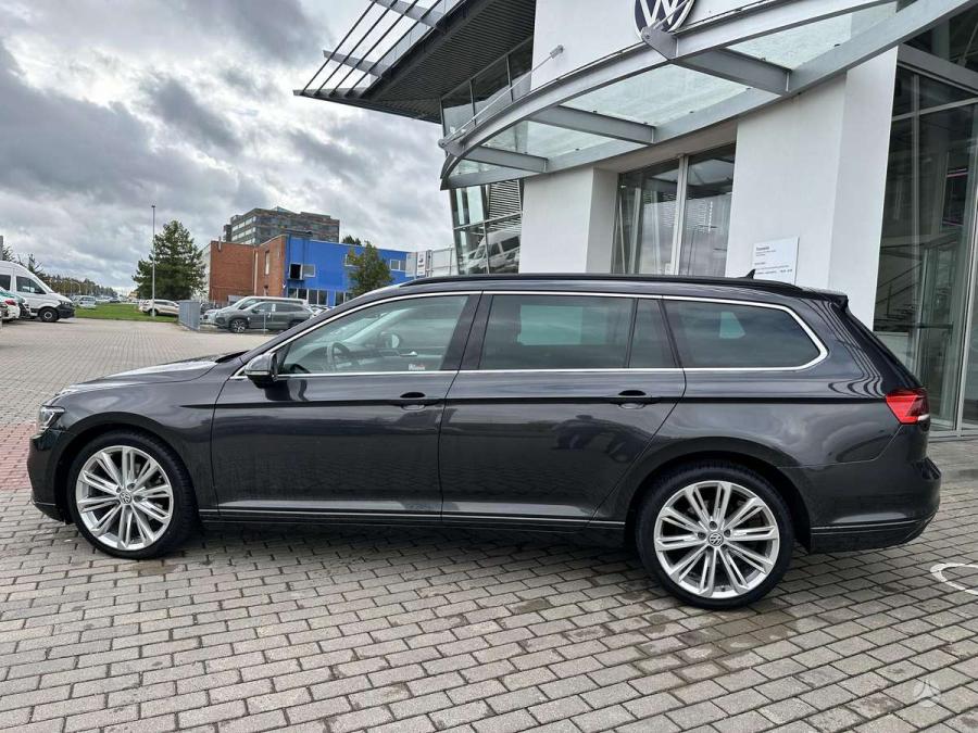 Pelēks Volkswagen Passat 2021 Šauļi, ar dzinēja tilpumu 1.97 L un nobraukumu 109 tūkst. km par 17900 €, foto 14 vietnē AUTOMOTO.COM.LV