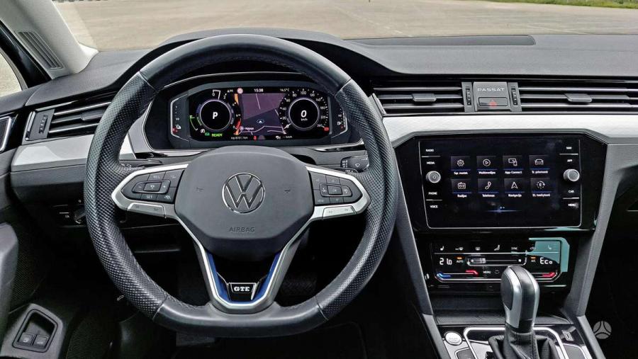 Pelēks Volkswagen Passat 2021 Viļņa, ar dzinēja tilpumu 1.40 L un nobraukumu 165 tūkst. km par 15500 €, foto 16 vietnē AUTOMOTO.COM.LV