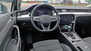 Pelēks Volkswagen Passat 2021 Viļņa, ar dzinēja tilpumu 1.40 L un nobraukumu 165 tūkst. km par 15500 €, foto 34 vietnē AUTOMOTO.COM.LV