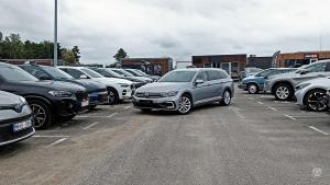 Pelēks Volkswagen Passat 2021 Viļņa, ar dzinēja tilpumu 1.40 L un nobraukumu 165 tūkst. km par 15500 €, foto 44 vietnē AUTOMOTO.COM.LV