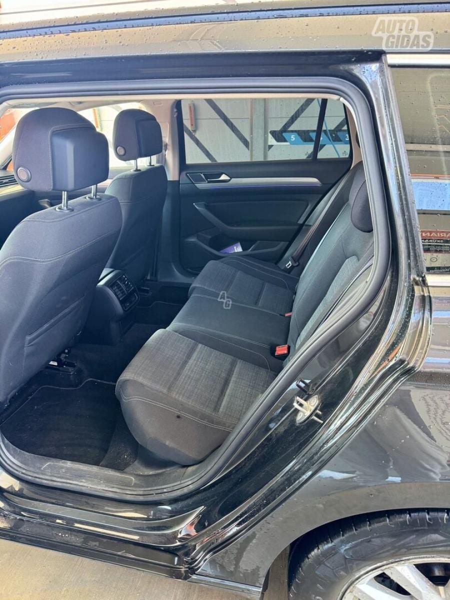 Grey Volkswagen Passat 2021 in Vilnius, with an engine capacity of 2.00 L and mileage of 170 thousand km for 15500 €, photo 10 on AUTOMOTO.COM.LV