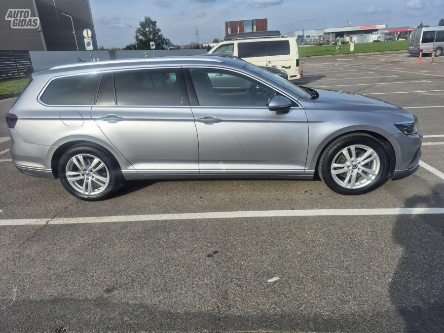 Pelēks Volkswagen Passat 2021 Kauņa, ar dzinēja tilpumu 2.00 L un nobraukumu 226 tūkst. km par 15850 €, foto 5 vietnē AUTOMOTO.COM.LV