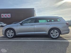 Pelēks Volkswagen Passat 2021 Kauņa, ar dzinēja tilpumu 2.00 L un nobraukumu 226 tūkst. km par 15850 €, foto 6 vietnē AUTOMOTO.COM.LV