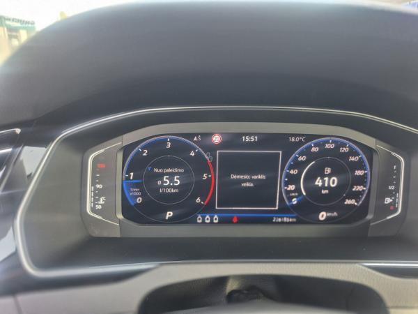 Volkswagen Passat 2021 in Kaunas on AUTOMOTO.COM.LV Grey Volkswagen Passat 2021 in Kaunas, with an engine capacity of 2.00 L and mileage of 226 thousand km for 15850 €, photo 10 on AUTOMOTO.COM.LV