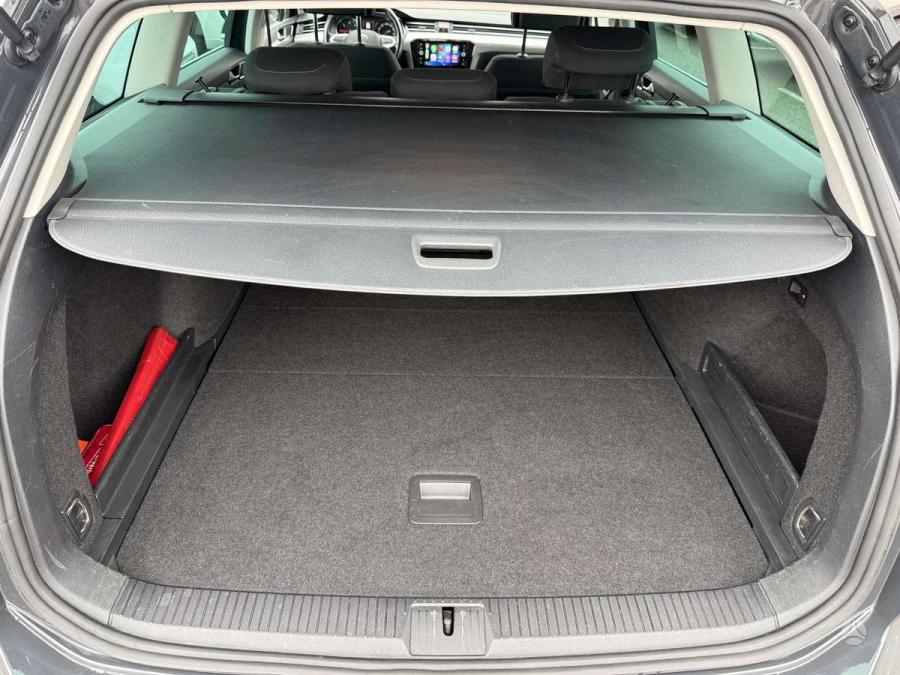 Pelēks Volkswagen Passat 2021 Viļņa, ar dzinēja tilpumu 1.97 L un nobraukumu 196 tūkst. km par 14999 €, foto 11 vietnē AUTOMOTO.COM.LV