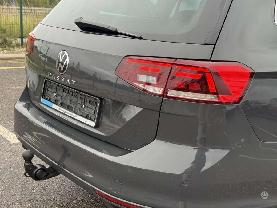 Pelēks Volkswagen Passat 2021 Viļņa, ar dzinēja tilpumu 1.97 L un nobraukumu 196 tūkst. km par 14999 €, foto 17 vietnē AUTOMOTO.COM.LV