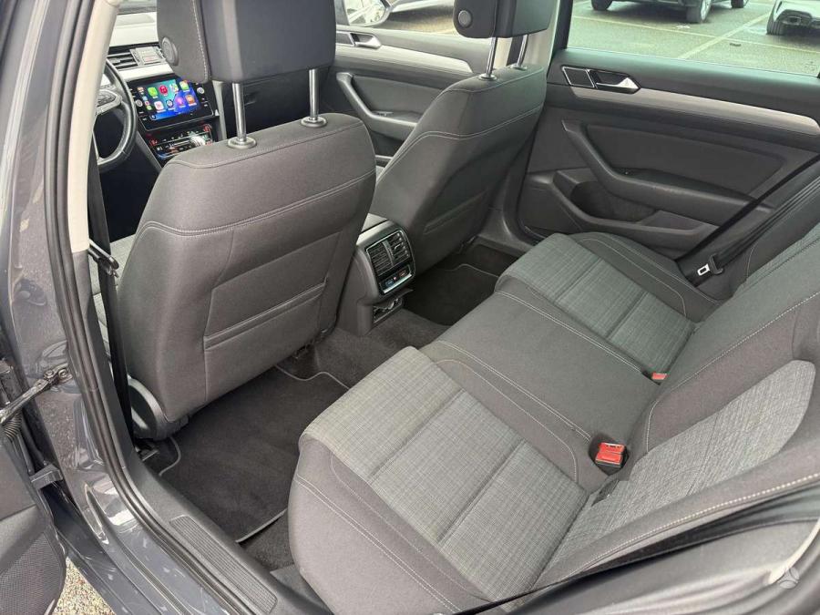 Pelēks Volkswagen Passat 2021 Viļņa, ar dzinēja tilpumu 1.97 L un nobraukumu 196 tūkst. km par 14999 €, foto 19 vietnē AUTOMOTO.COM.LV