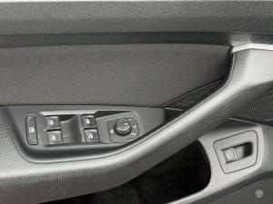 Pelēks Volkswagen Passat 2021 Viļņa, ar dzinēja tilpumu 1.97 L un nobraukumu 196 tūkst. km par 14999 €, foto 24 vietnē AUTOMOTO.COM.LV