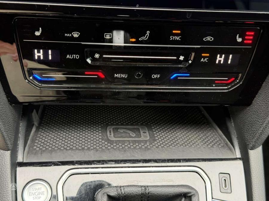 Pelēks Volkswagen Passat 2021 Viļņa, ar dzinēja tilpumu 1.97 L un nobraukumu 196 tūkst. km par 14999 €, foto 32 vietnē AUTOMOTO.COM.LV