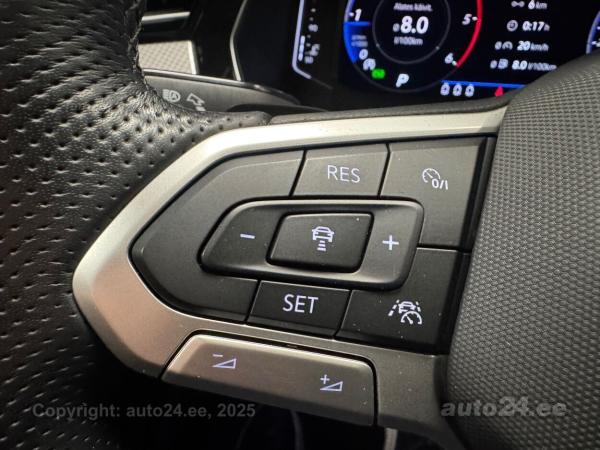 Pelēks Volkswagen Passat 2022 Tallina, ar dzinēja tilpumu 2.00 L un nobraukumu 98 tūkst. km par 29900 €, foto 11 vietnē AUTOMOTO.COM.LV