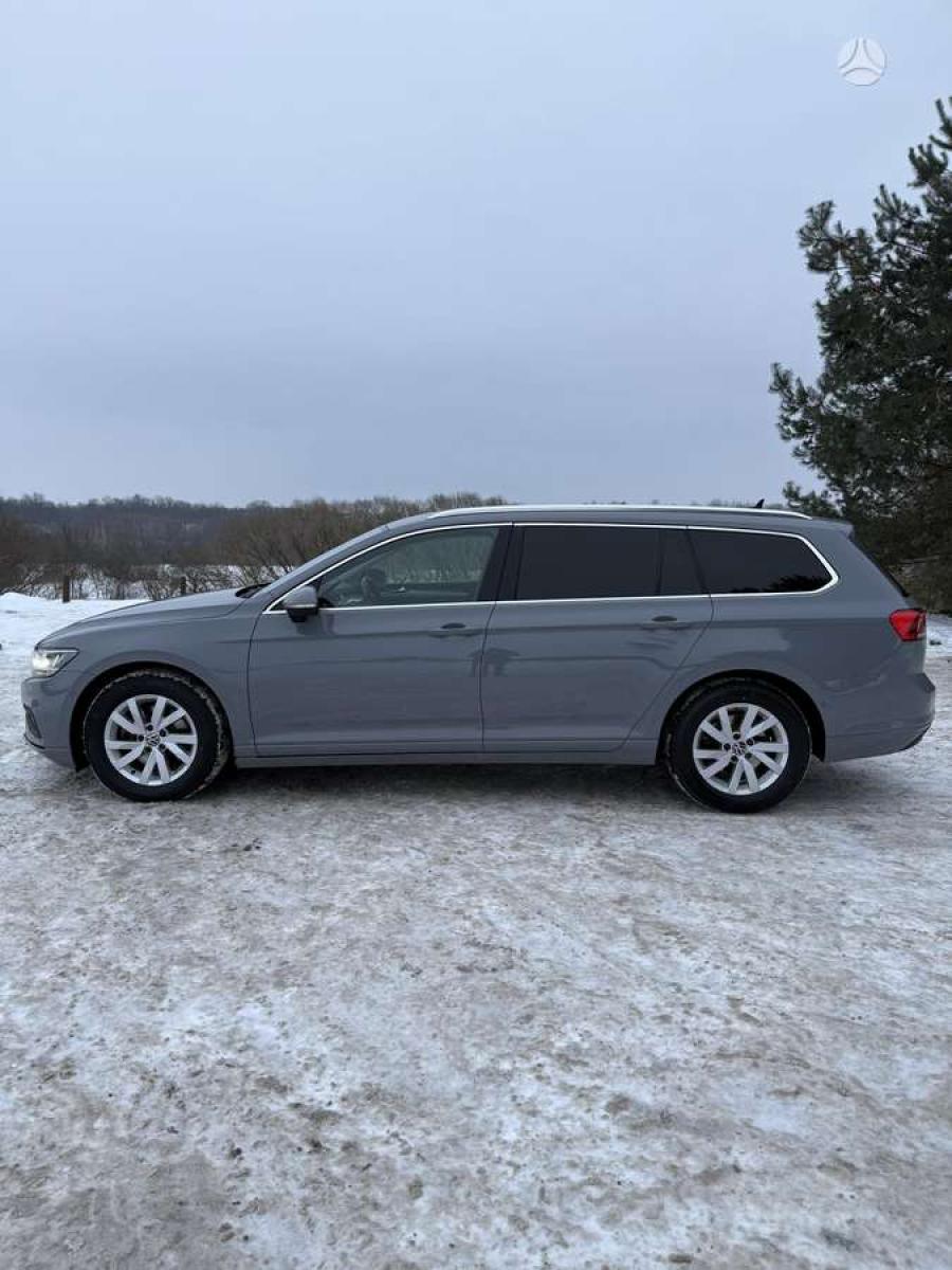 Grey Volkswagen Passat 2022 in Taurage, with an engine capacity of 2.00 L and mileage of 269 thousand km for 15400 €, photo 6 on AUTOMOTO.COM.LV
