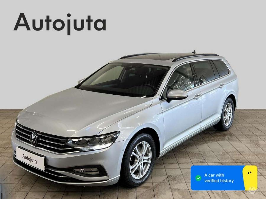 Grey Volkswagen Passat 2022 in Kaunas, with an engine capacity of 1.97 L and mileage of 171 thousand km for 19500 €, photo 1 on AUTOMOTO.COM.LV