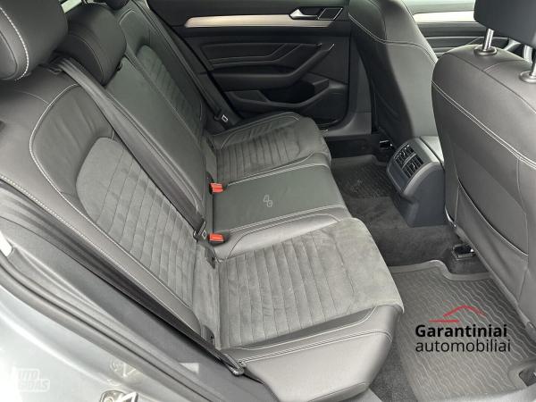 Grey Volkswagen Passat 2022 in Avizieniai, with an engine capacity of 2.00 L and mileage of 97 thousand km for 18950 €, photo 5 on AUTOMOTO.COM.LV