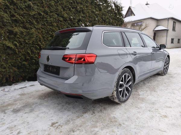 Grey Volkswagen Passat 2022 in Kalvarija, with an engine capacity of 1.50 L and mileage of 101 thousand km for 21599 €, photo 7 on AUTOMOTO.COM.LV