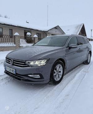 Pelēks Volkswagen Passat 2022 Tauragė, ar dzinēja tilpumu 2.00 L un nobraukumu 222 tūkst. km par 14700 €, foto  vietnē AUTOMOTO.COM.LV
