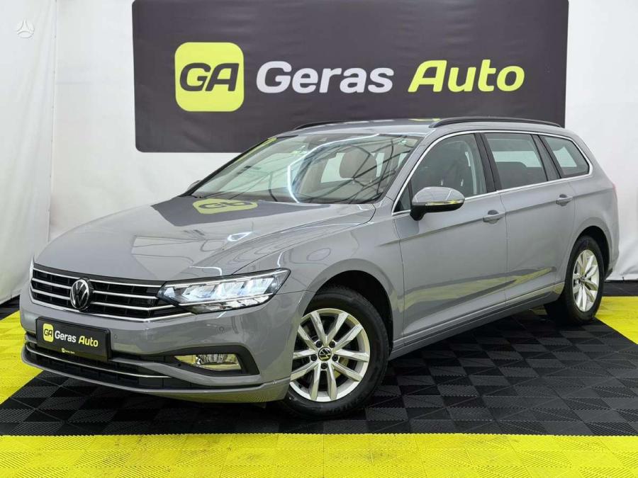 Grey Volkswagen Passat 2022 in Vilnius, with an engine capacity of 1.97 L and mileage of 144 thousand km for 15999 €, photo 1 on AUTOMOTO.COM.LV