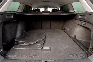 Grey Volkswagen Passat 2022 in Parnu, with an engine capacity of 2.00 L and mileage of 163 thousand km for 22500 €, photo 13 on AUTOMOTO.COM.LV