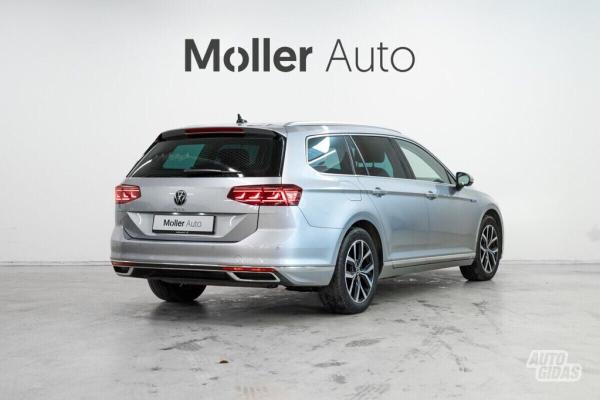Pelēks Volkswagen Passat 2022 Viļņa, ar dzinēja tilpumu 1.40 L un nobraukumu 108 tūkst. km par 23400 €, foto 3 vietnē AUTOMOTO.COM.LV