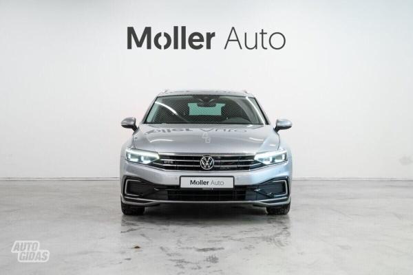 Pelēks Volkswagen Passat 2022 Viļņa, ar dzinēja tilpumu 1.40 L un nobraukumu 108 tūkst. km par 23400 €, foto 5 vietnē AUTOMOTO.COM.LV