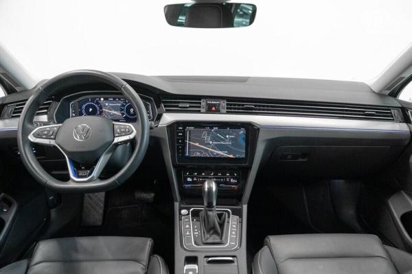 Pelēks Volkswagen Passat 2022 Viļņa, ar dzinēja tilpumu 1.40 L un nobraukumu 108 tūkst. km par 23400 €, foto 9 vietnē AUTOMOTO.COM.LV