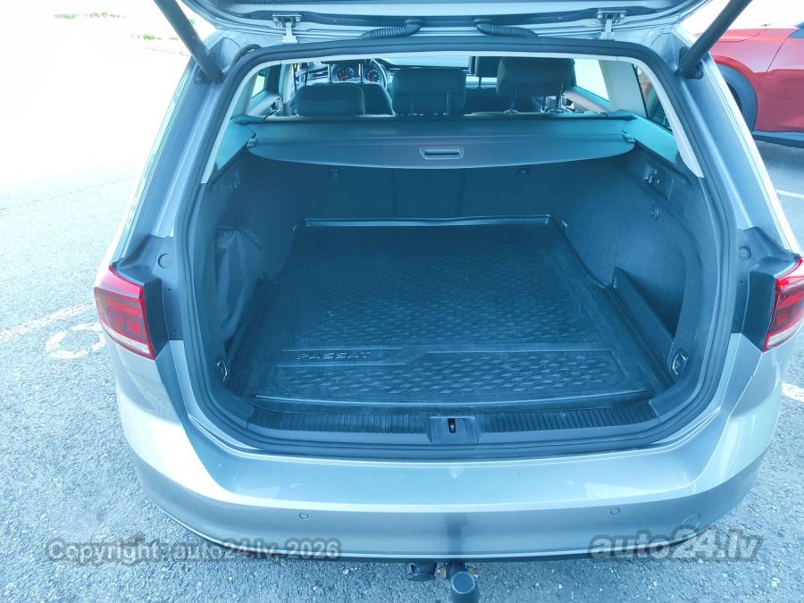 Pelēks Volkswagen Passat 2022 Tartu, ar dzinēja tilpumu 1.50 L un nobraukumu 120 tūkst. km par 19990 €, foto 6 vietnē AUTOMOTO.COM.LV