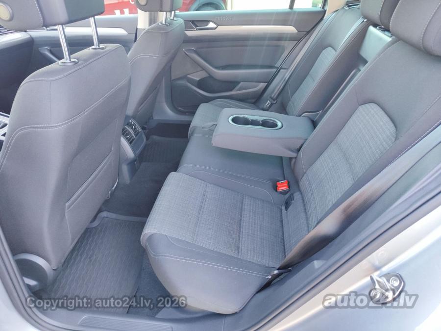 Pelēks Volkswagen Passat 2022 Tartu, ar dzinēja tilpumu 1.50 L un nobraukumu 120 tūkst. km par 19990 €, foto 8 vietnē AUTOMOTO.COM.LV