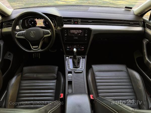 Pelēks Volkswagen Passat 2022 Jehvi, ar dzinēja tilpumu 2.00 L un nobraukumu 218 tūkst. km par 23900 €, foto 7 vietnē AUTOMOTO.COM.LV