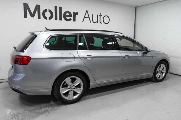 Pelēks Volkswagen Passat 2022 Viļņa, ar dzinēja tilpumu 2.00 L un nobraukumu 156 tūkst. km par 18900 €, foto 4 vietnē AUTOMOTO.COM.LV