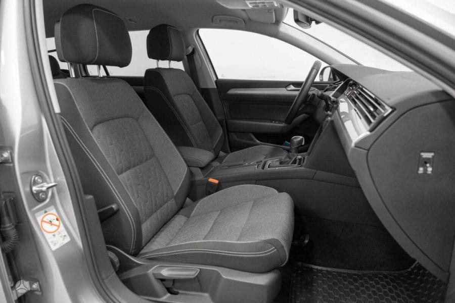 Серый Фольксваген Пассат 2022 в Вильнюс, объемом двигателя 2.00 л и пробегом 156 тыс. км за 18900 €, фото 8 на AUTOMOTO.COM.LV