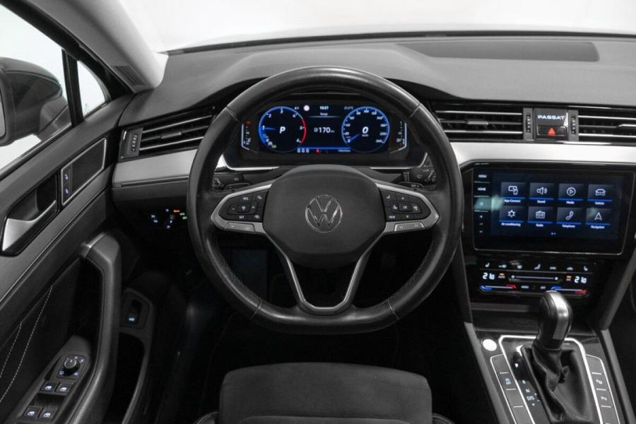 Pelēks Volkswagen Passat 2022 Viļņa, ar dzinēja tilpumu 2.00 L un nobraukumu 198 tūkst. km par 18500 €, foto 14 vietnē AUTOMOTO.COM.LV