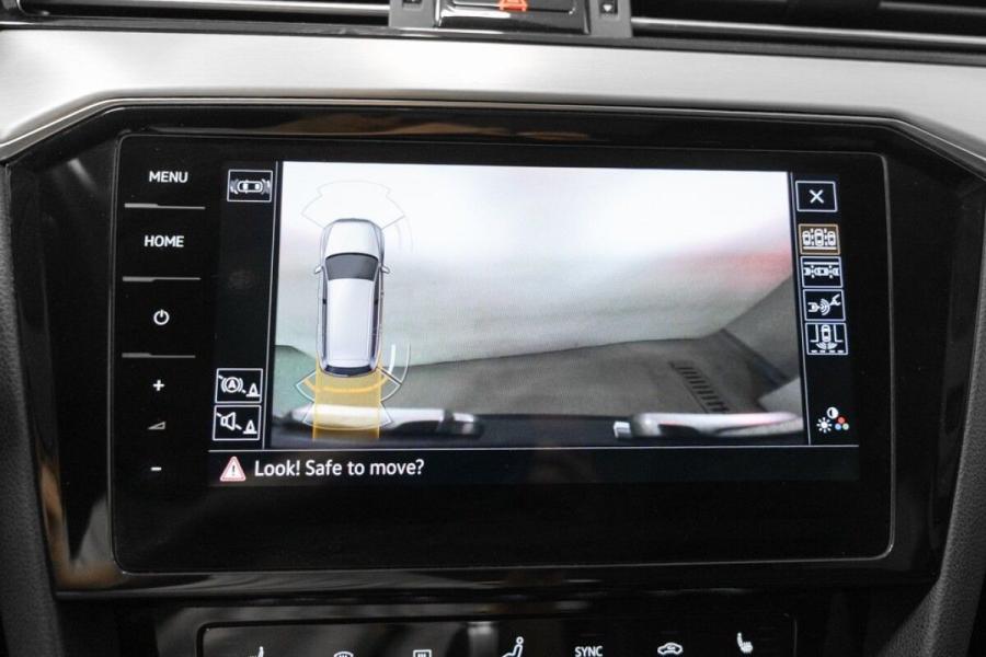 Pelēks Volkswagen Passat 2022 Viļņa, ar dzinēja tilpumu 2.00 L un nobraukumu 198 tūkst. km par 18500 €, foto 17 vietnē AUTOMOTO.COM.LV