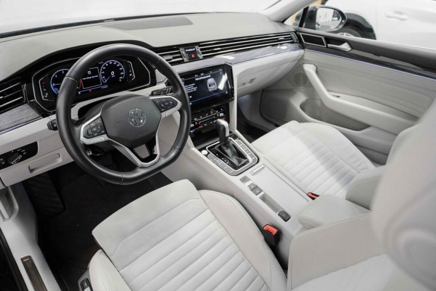 Grey Volkswagen Passat 2022 in Tallinn, with an engine capacity of 2.00 L and mileage of 138 thousand km for 23100 €, photo 14 on AUTOMOTO.COM.LV
