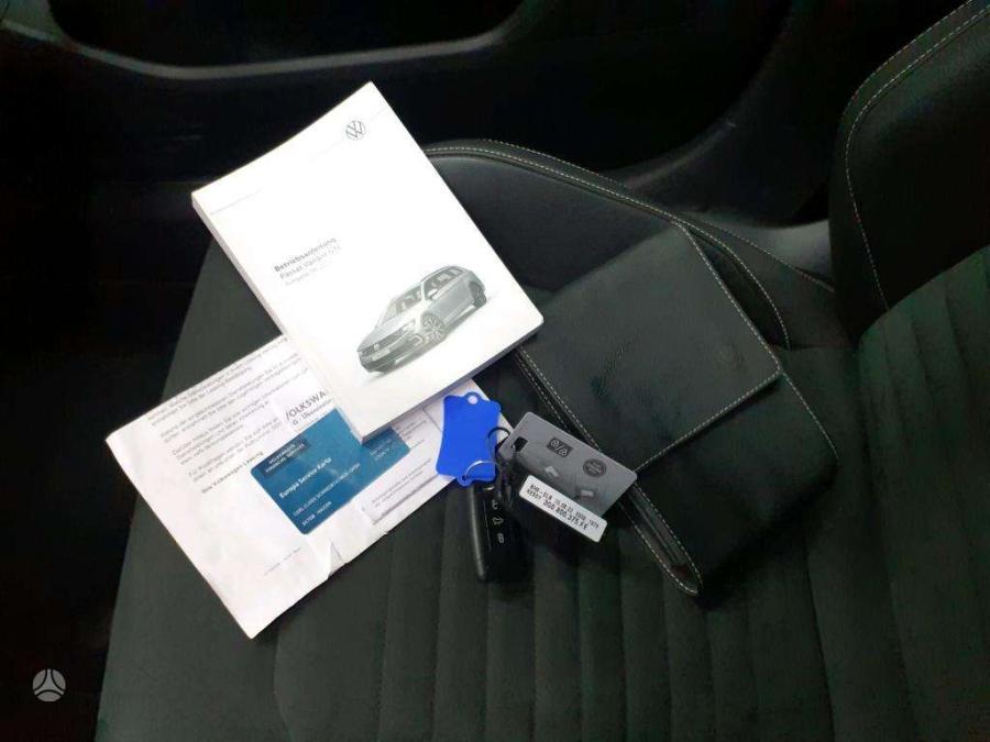 Grey Volkswagen Passat 2022 in Vilnius, with an engine capacity of 1.40 L and mileage of 196 thousand km for 15700 €, photo 11 on AUTOMOTO.COM.LV