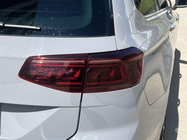 Pelēks Volkswagen Passat 2022 Viļņa, ar dzinēja tilpumu 1.97 L un nobraukumu 180 tūkst. km par 17720 €, foto 6 vietnē AUTOMOTO.COM.LV