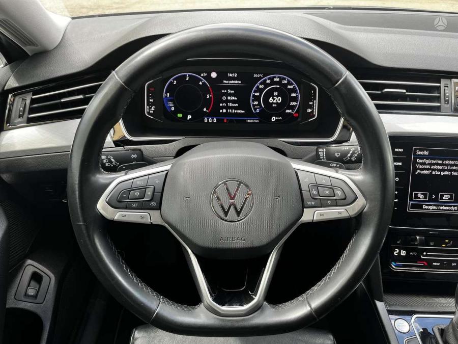 Grey Volkswagen Passat 2022 in Vilnius, with an engine capacity of 1.97 L and mileage of 180 thousand km for 17720 €, photo 17 on AUTOMOTO.COM.LV