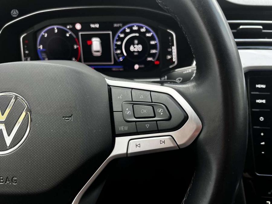 Grey Volkswagen Passat 2022 in Vilnius, with an engine capacity of 1.97 L and mileage of 180 thousand km for 17720 €, photo 20 on AUTOMOTO.COM.LV