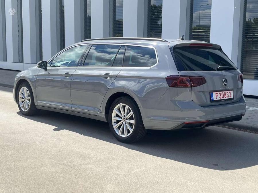 Grey Volkswagen Passat 2022 in Vilnius, with an engine capacity of 1.97 L and mileage of 180 thousand km for 17720 €, photo 26 on AUTOMOTO.COM.LV