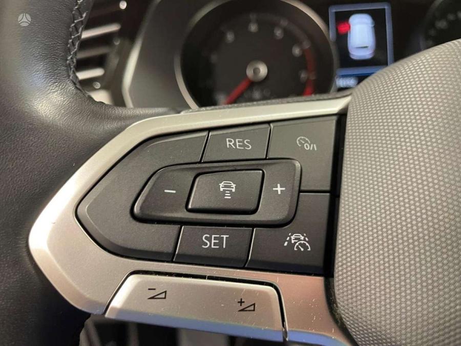 Pelēks Volkswagen Passat 2022 Marijampole, ar dzinēja tilpumu 1.50 L un nobraukumu 114 tūkst. km par 18138 €, foto 12 vietnē AUTOMOTO.COM.LV