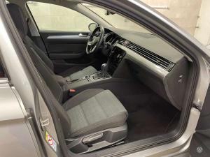 Pelēks Volkswagen Passat 2022 Marijampole, ar dzinēja tilpumu 1.50 L un nobraukumu 114 tūkst. km par 18138 €, foto 13 vietnē AUTOMOTO.COM.LV